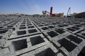 Reinforced Concrete 101 - Steel Concrete Rebar Uses- ConcreteHomes.com