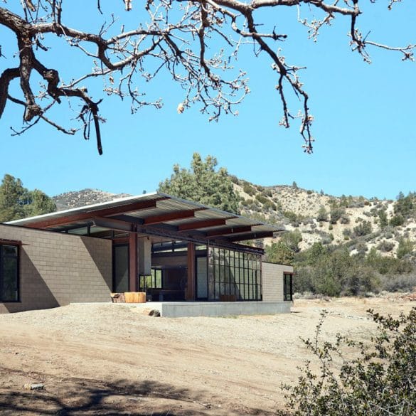 Huga Prefab Concrete House - ConcreteHomes.com